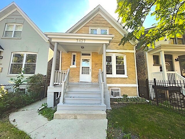 3427 W Beach Ave Unit 1, Chicago, IL 60651 - Room for Rent in Chicago ...