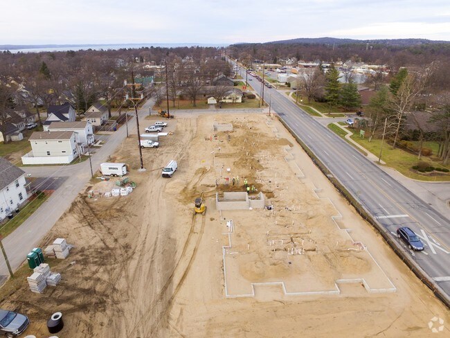 The Village at Bay Ridge Rentals - Traverse City, MI | Apartments.com