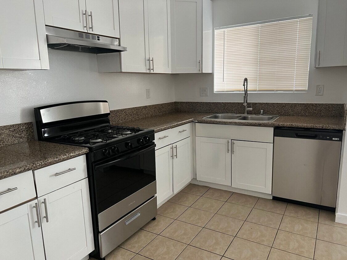 54 Apartments for Rent in 91606, CA | Westside Rentals