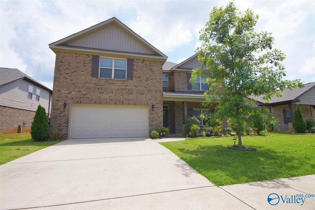 7732 North Catawba Circle Northwest, Madison, AL 35757 - House Rental ...