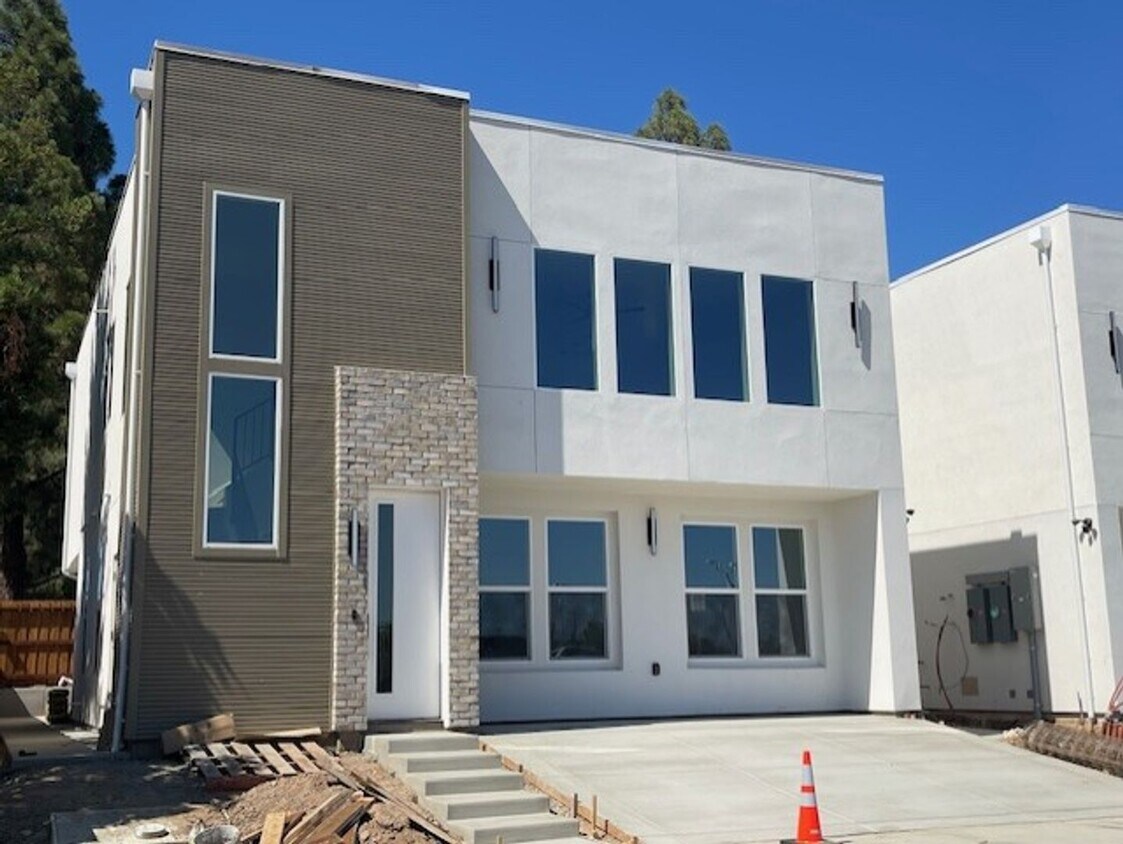 4821 Chippendale Dr Unit Chippendale Drive, Sacramento, CA 95841 - Room ...