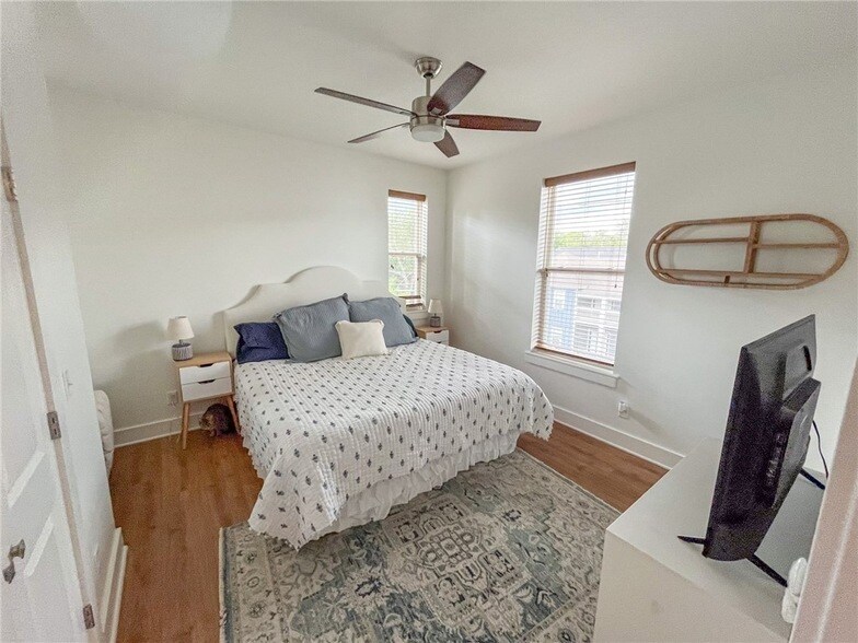 495 W Prairie St Unit 302, Fayetteville, AR 72701 | Apartments.com