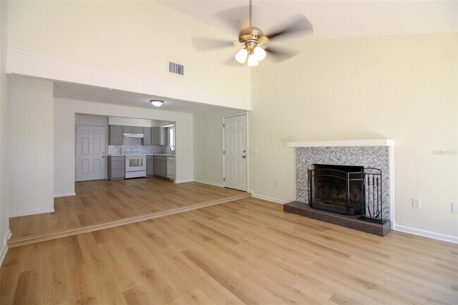 1537 King Ave, Lakeland, FL 33803 - Townhome Rentals in Lakeland FL ...