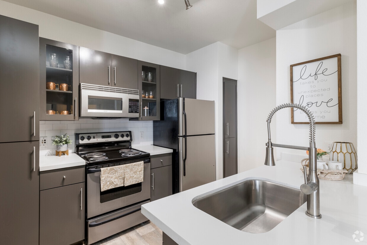 Ten01 - 1001 E Playa Del Norte Dr Tempe, AZ 85288 | Apartments.com