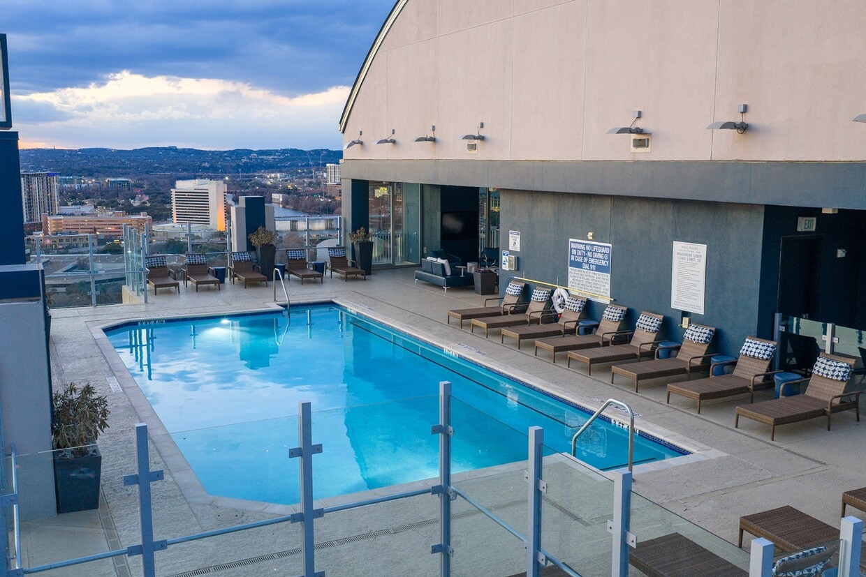 SkyHouse Austin - 51 Rainey St Austin, TX 78701 | Apartments.com