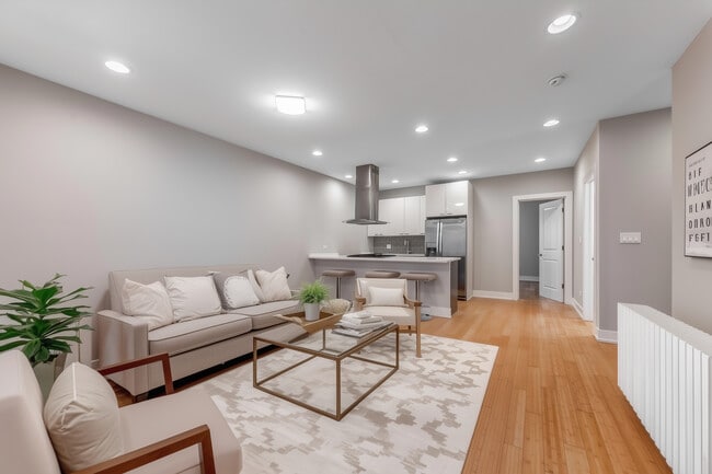Apartments for Rent with Utilities Included in Noble Square, Chicago ...