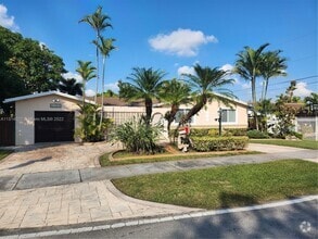 Lake Catalina Apartments for Rent with Utilities Included - Miami, FL - 1 Rentals | Apartments.com