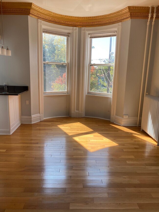 302 24th St Unit 2F, Union City, NJ 07087 - Room for Rent in Union City ...