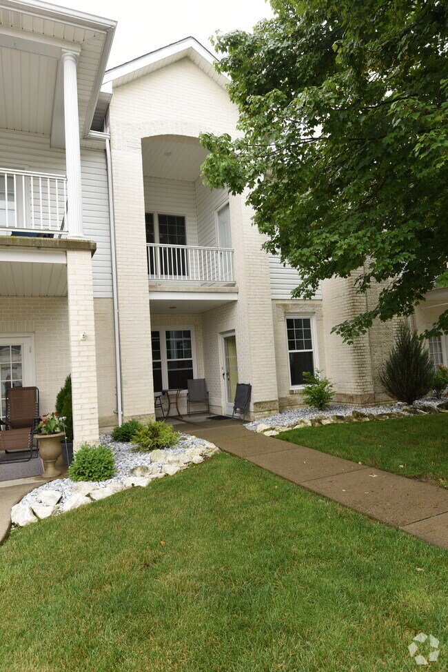 Adams Ridge Apartments for Rent with a Walk-In Closet - Mars, PA ...