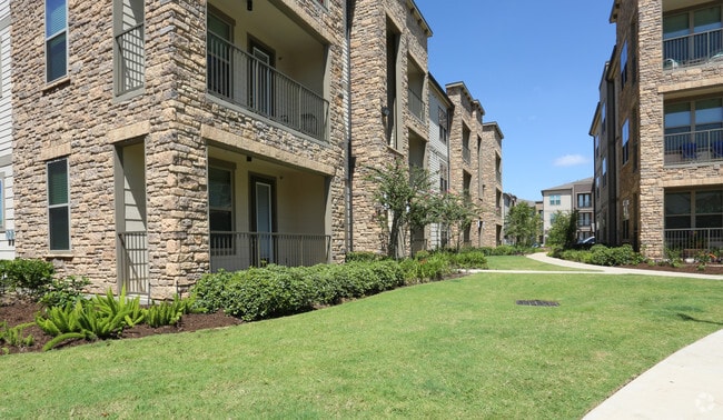 The Abbey At Spring Town Center - 21801 Northcrest Dr Spring, TX ...