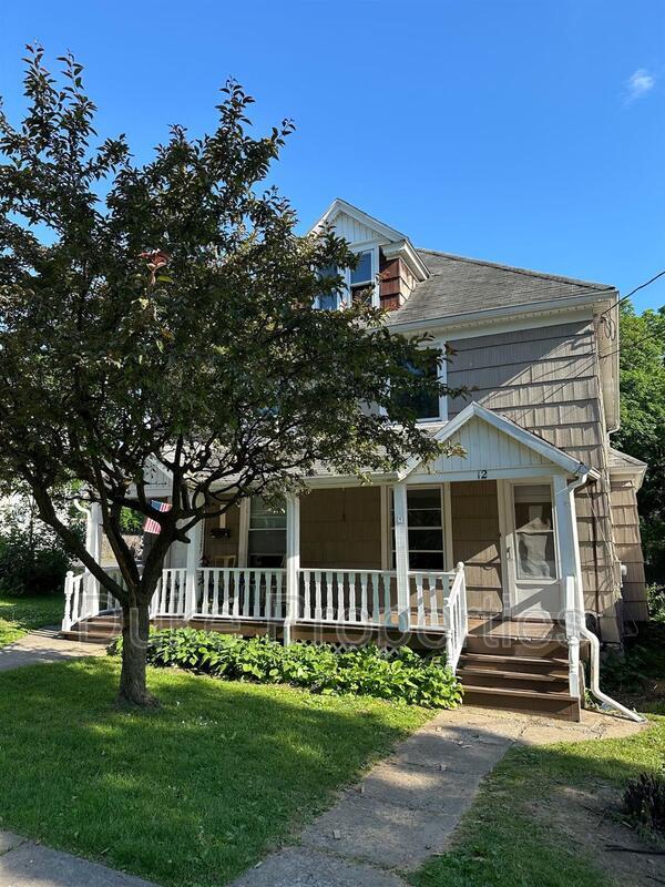 12 Vandenbosch Ave Unit 12, Auburn, NY 13021 - Condo for Rent in Auburn ...