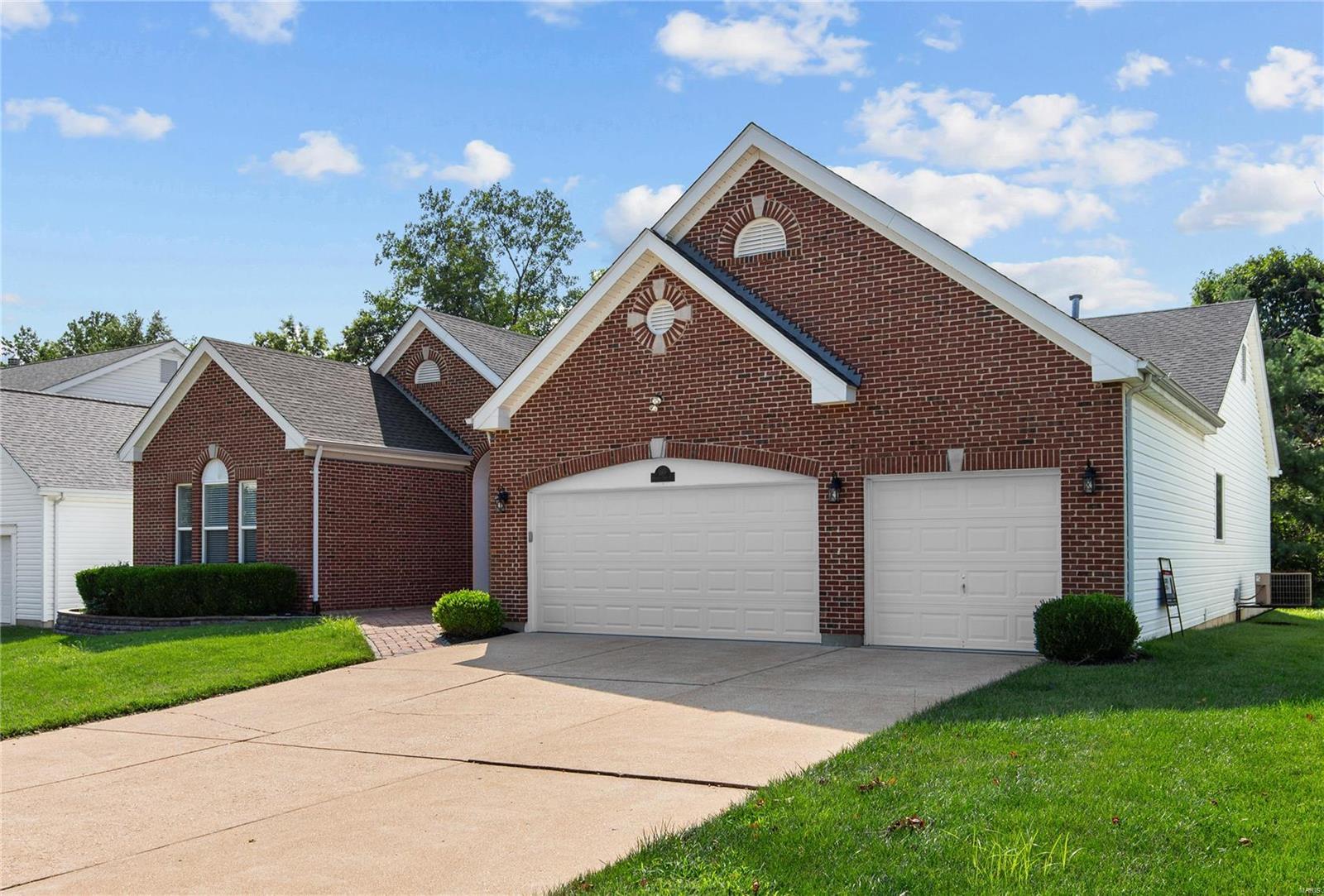 1169 Nooning Tree Dr, Chesterfield, MO 63017 - House Rental in ...