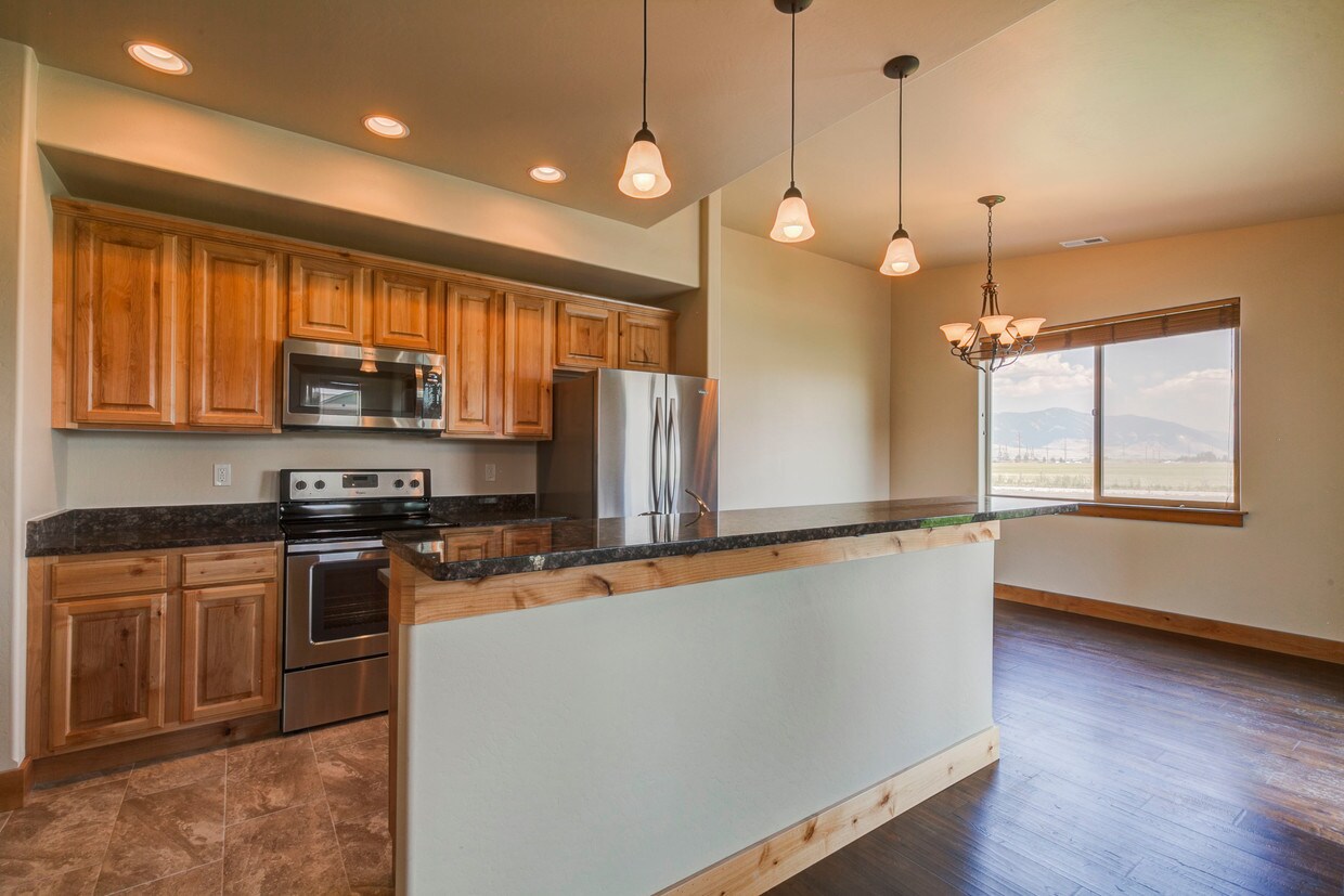 4737 Sherwood Way Unit D, Bozeman, MT 59718 - Condo for Rent in Bozeman ...