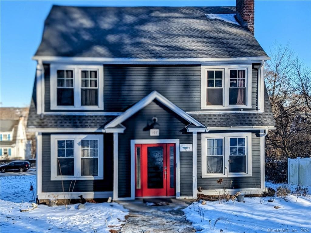 107 Nameaug Ave Unit 2, New London, CT 06320 - Room for Rent in New ...