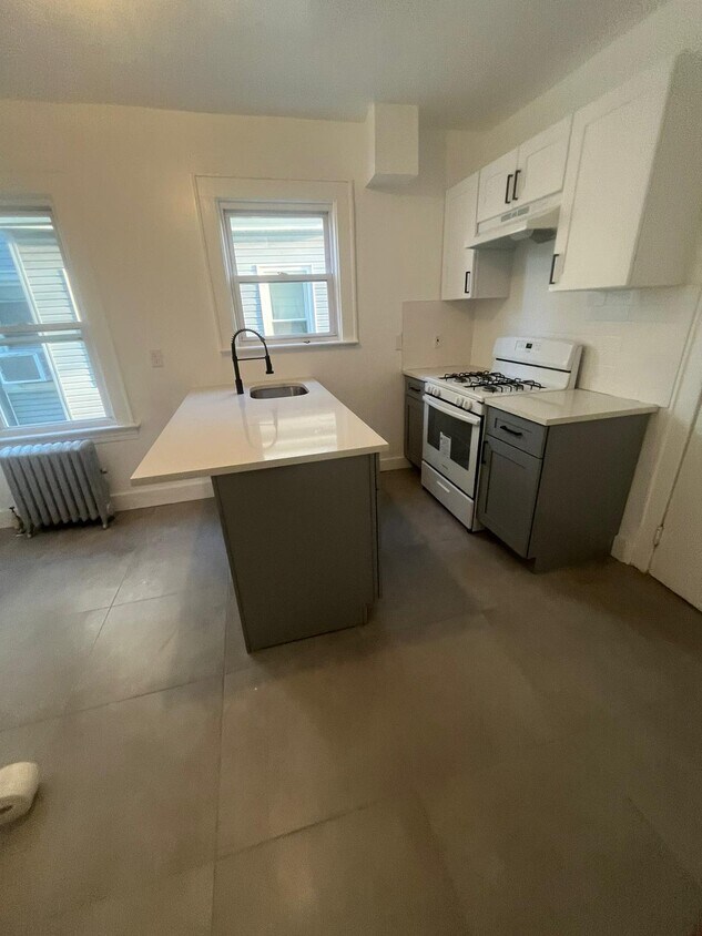 182 Chancellor Ave Unit 2, Newark, NJ 07112 - Apartments in Newark, NJ ...
