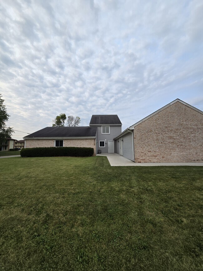 Pheasant Run East Apartments under $2,000 - Green Bay, WI - Updated ...