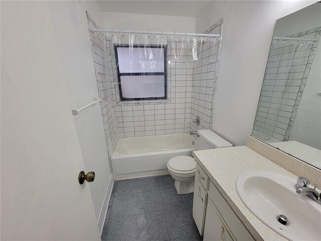 11722 SE 55th Avenue Rd, Belleview, FL 34420 - Room for Rent in ...