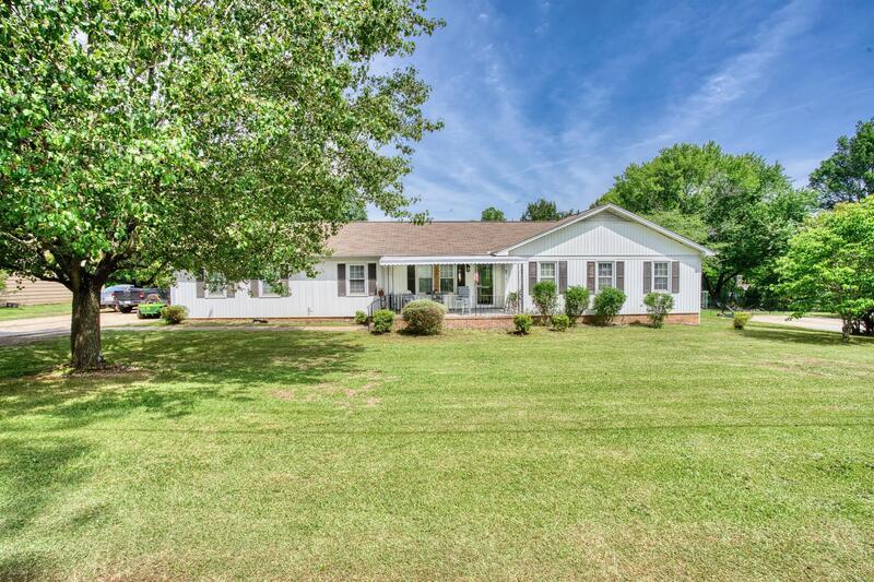 205 Gravley Rd, Greer, SC 29651 - House Rental in Greer, SC ...