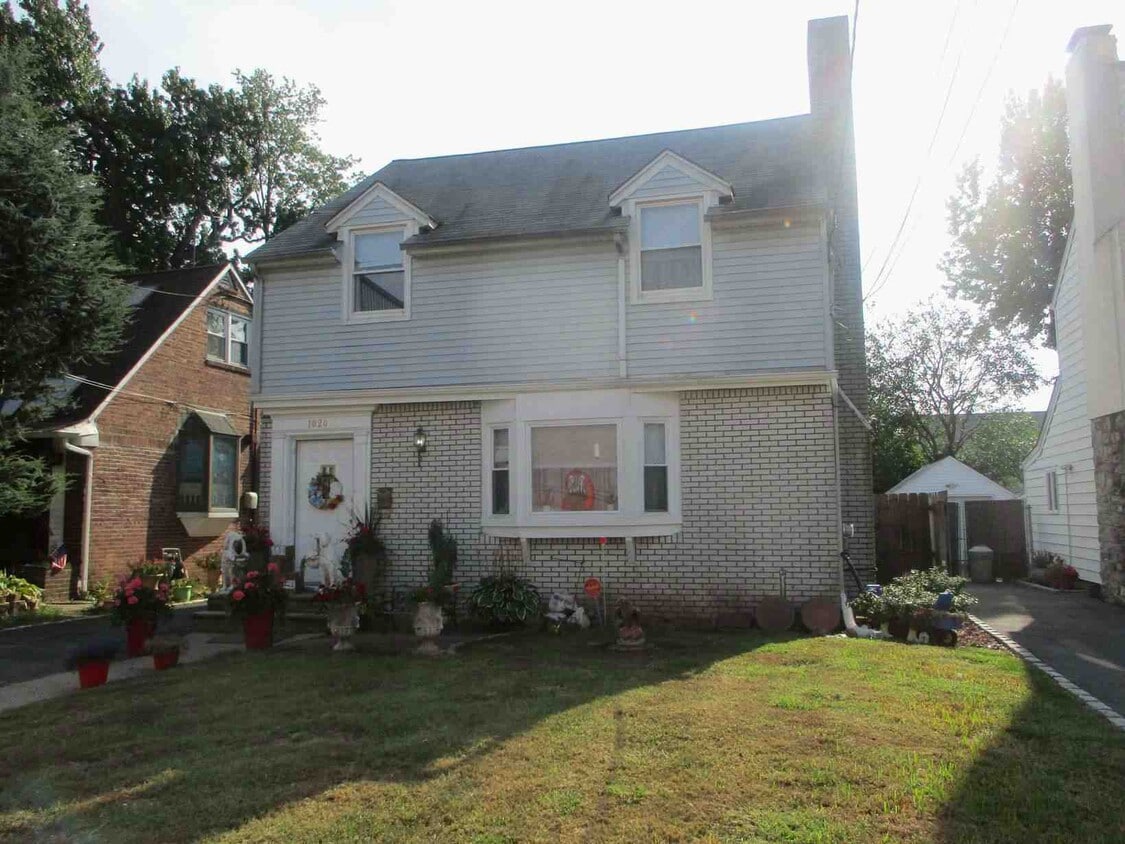 1020 Harding Rd, Elizabeth, NJ 07208 - House Rental in Elizabeth, NJ ...