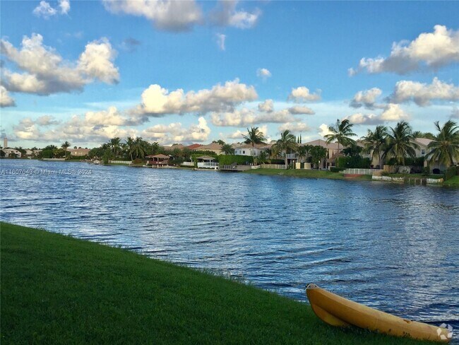 Catalina Apartments for Rent with Hardwood Floors - Doral, FL - 1 Rentals | Apartments.com