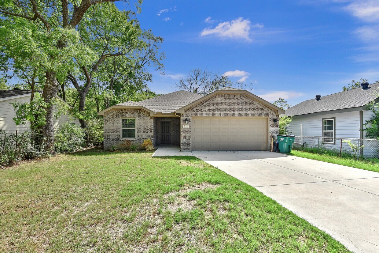 326 N Howeth St, Gainesville, TX 76240 - House Rental in Gainesville ...