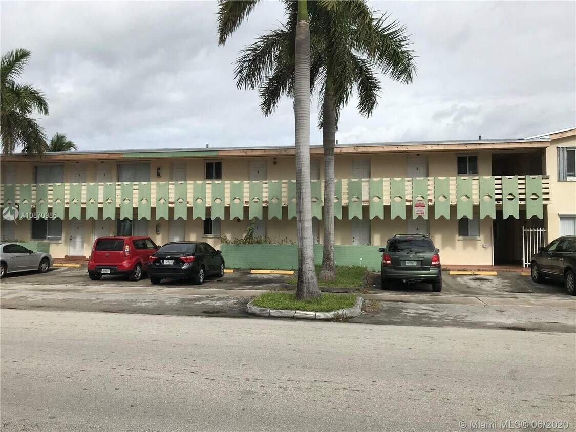 981 NE 169th St Unit 222, Miami, FL 33162 - Condo for Rent in Miami, FL ...