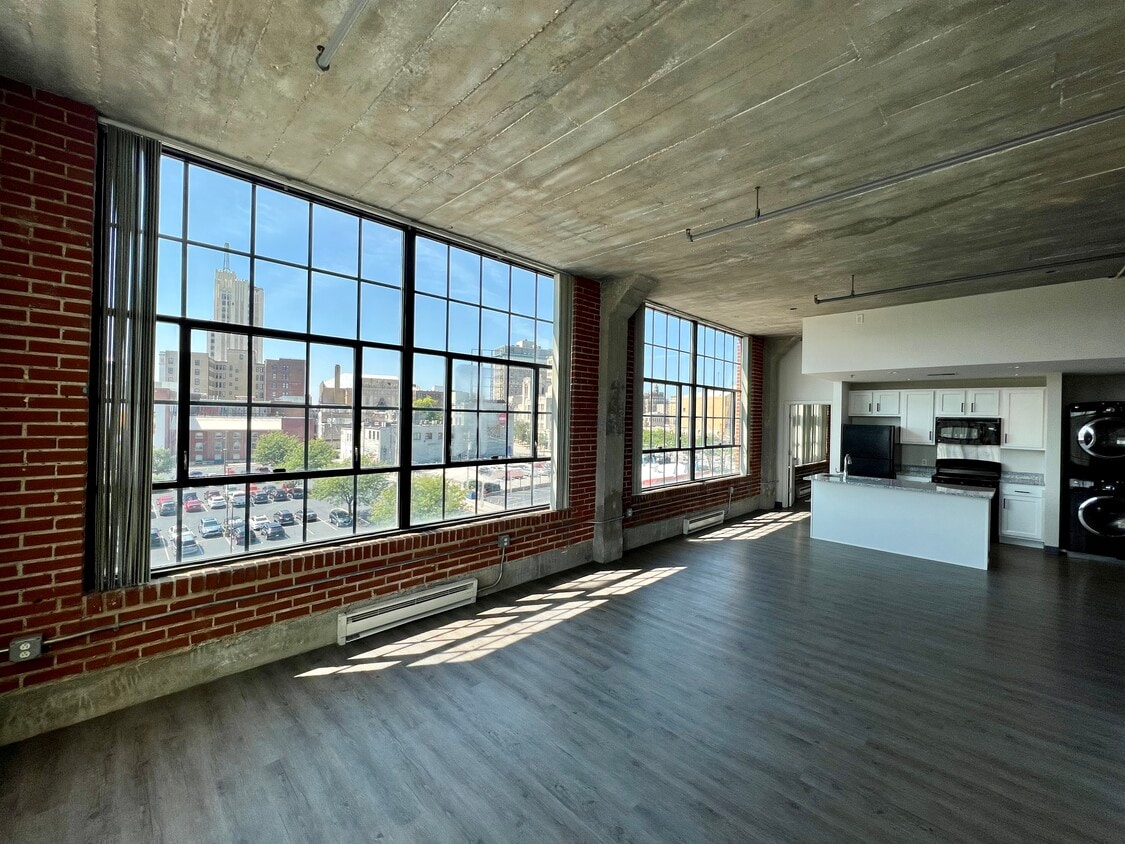 PW Shoe Lofts - 3433 Locust St Saint Louis, MO 63103 | Apartments.com