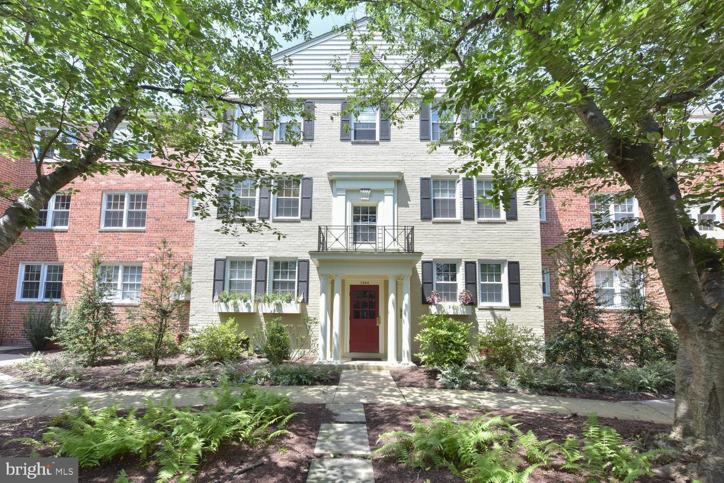 1304 Belle View Blvd, Alexandria, VA 22307 - Townhome Rentals in ...