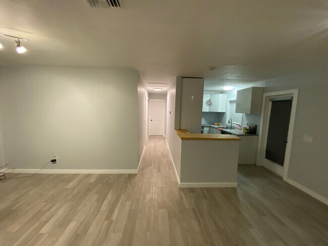 421 SE Solaz Ave, Port Saint Lucie, FL 34983 - House Rental in Port ...