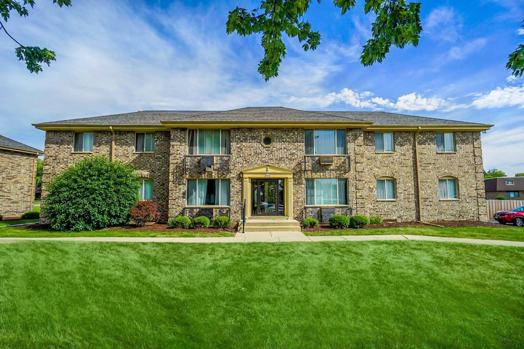 Stone Point - W180n8526 Town Hall Rd Menomonee Falls, WI 53051 ...