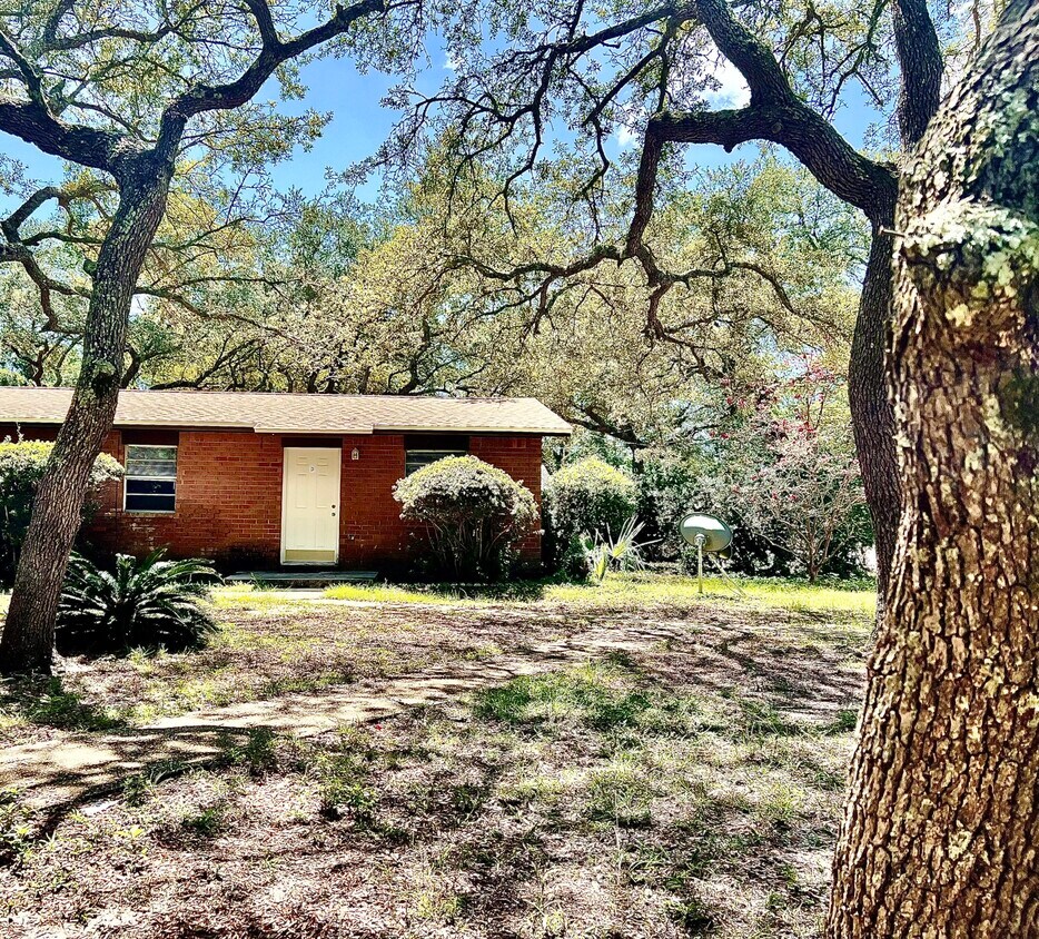 434 Walters Cir, Fort Walton Beach, FL 32547 - Townhome Rentals in Fort ...