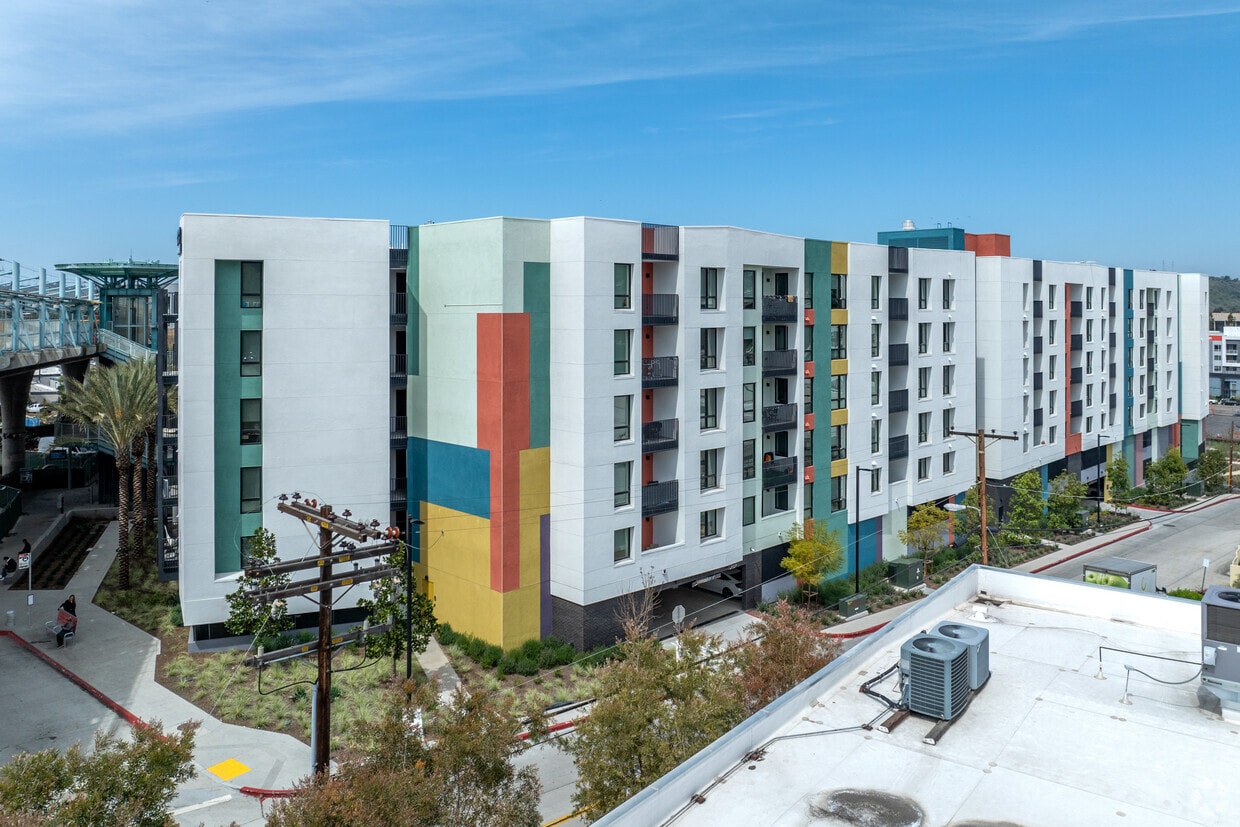 Union Grantville - Apartments in San Diego, CA | Westside Rentals