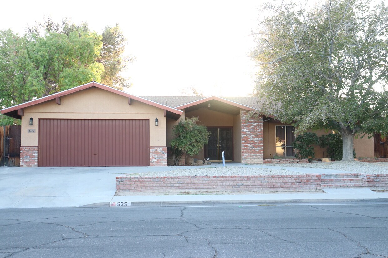 525 N Las Posas St, Ridgecrest, CA 93555 - House Rental in Ridgecrest ...