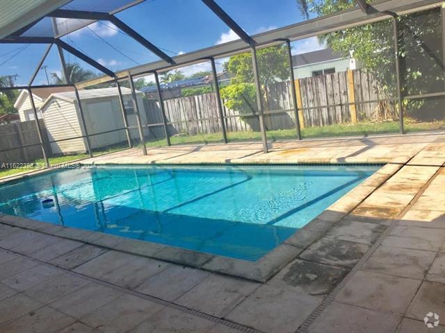 Cutler Ridge Pines Apartments for Rent with Hardwood Floors - Cutler ...