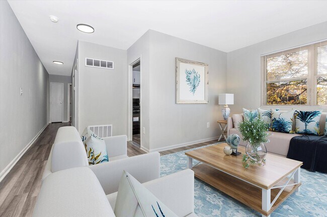 Emerald Apartments - 3554 55th Ave Hyattsville, MD - Apartments for ...