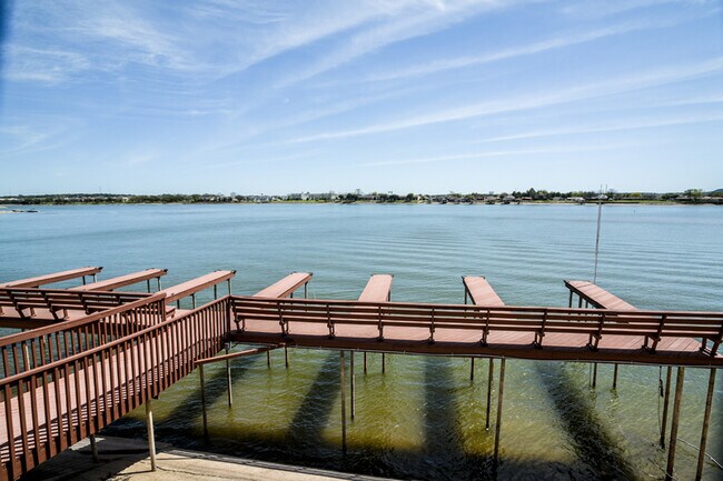 Towne Square Condos - Apartments in Granbury, TX | Apartments.com