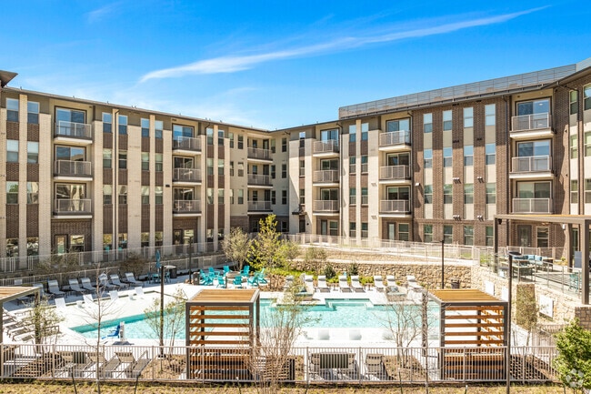 Newly Constructed Apartments for Rent in Garland TX