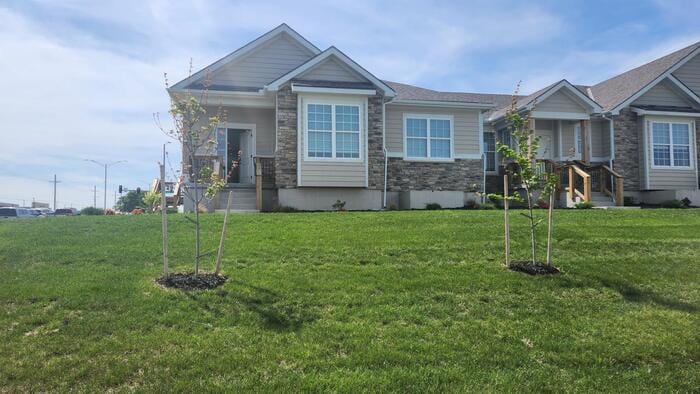 7309 W 158th St, Overland Park, KS 66223 - Townhome Rentals in Overland ...