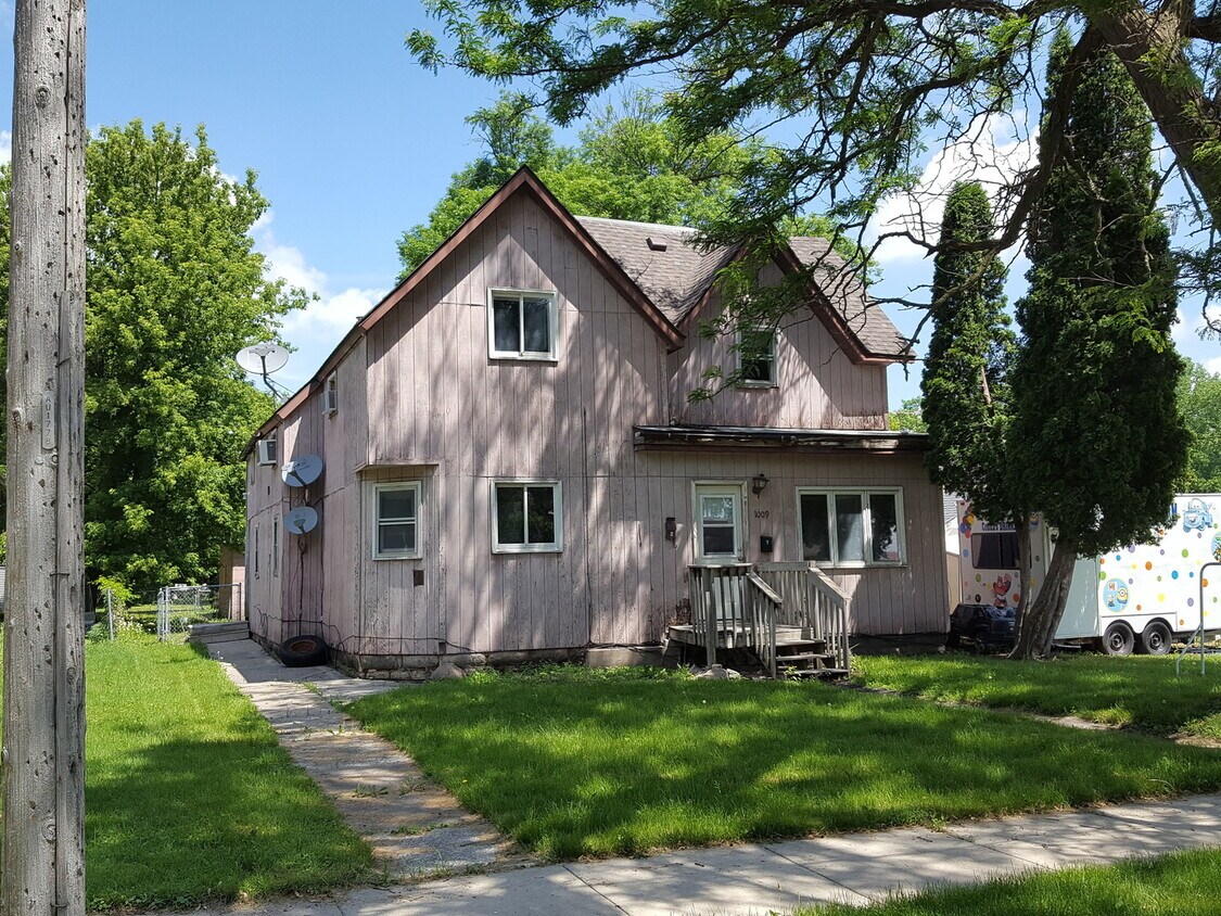 McGaffey - Rachut - 1009 5th Ave NE, Austin - Alquileres en Austin, MN ...