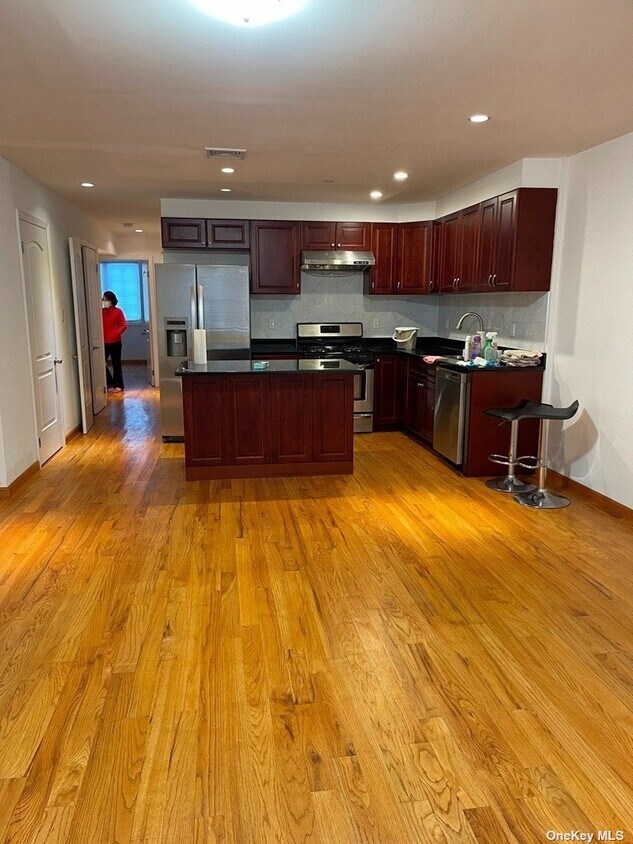 3-xx Soundview Ln Unit 2, Queens, NY 11356 - Room for Rent in Queens ...