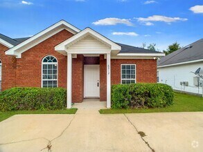 Covington Villas Houses for Rent with a Swimming Pool - Tuscaloosa, AL