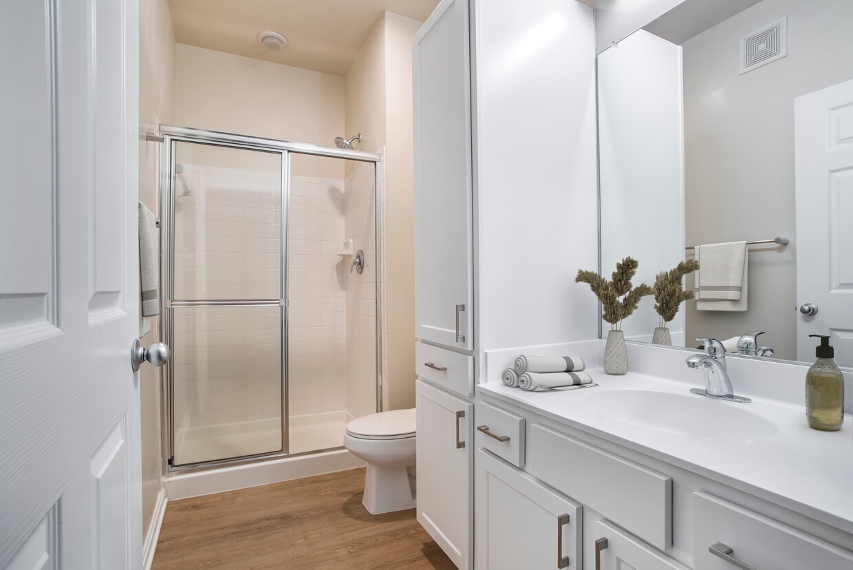 Avalon at Traville - 14240 Alta Oaks Dr Rockville, MD 20850 ...