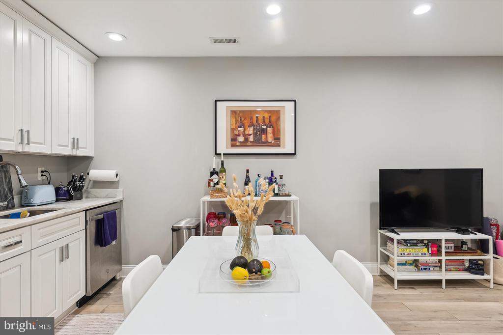 141 T St NW, Washington, DC 20001 - Townhome Rentals in Washington DC ...