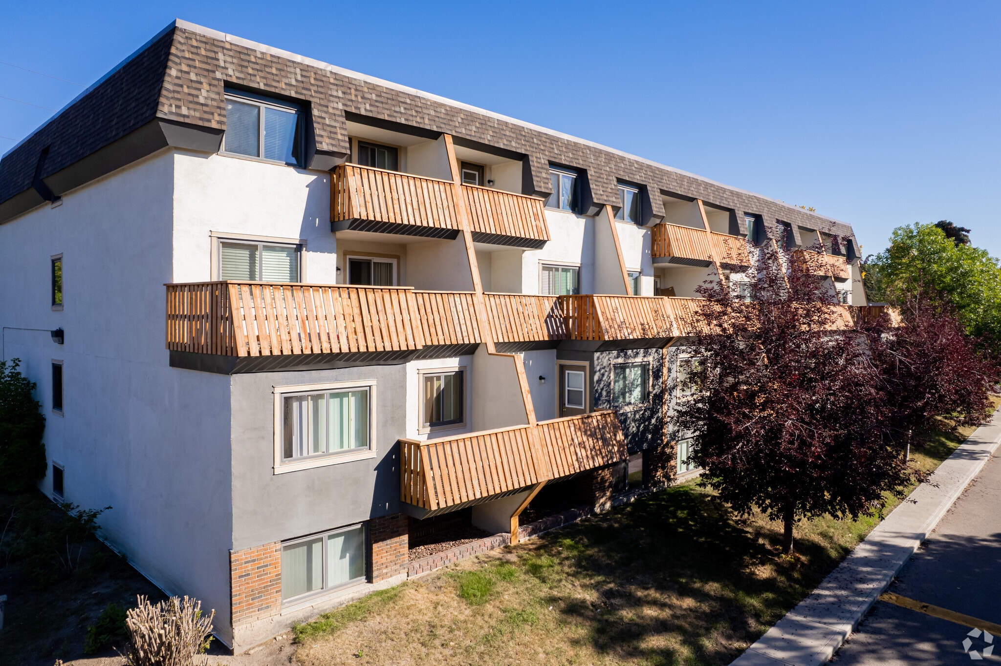 Dalgetty Village Apartments - 5735 Dalgetty Dr Nw Calgary, AB ...