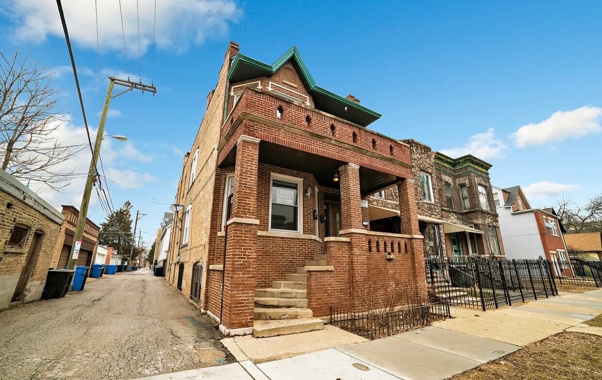 2916 W McLean Ave Unit 1, Chicago, IL 60647 - 2916 W McLean Ave Chicago ...