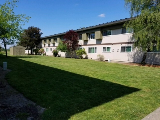 Crown Ridge Apartments - 1505-1545 Brush College Rd NW Salem, OR ...