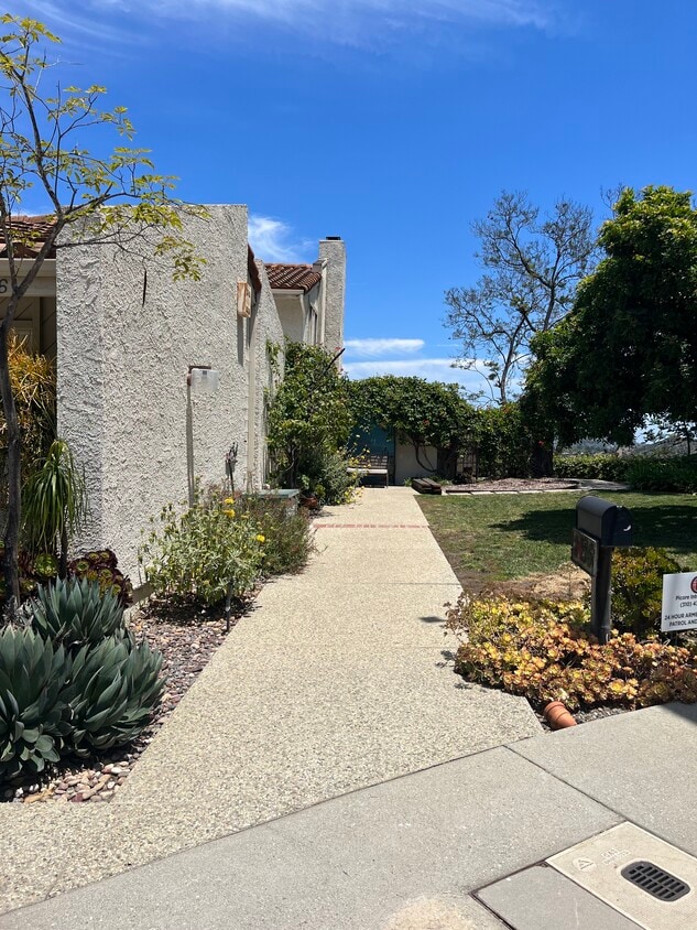 2456 Angelo Dr, Los Angeles, CA 90077 - House Rental in Los Angeles, CA ...