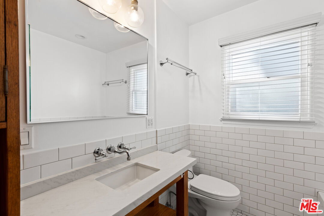 12730 La Maida St, Los Angeles, CA 91607 - House Rental in Los Angeles ...