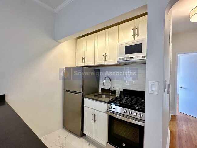 328 W 83Rd St Unit 6E, New York, NY 10024 | Apartments.com