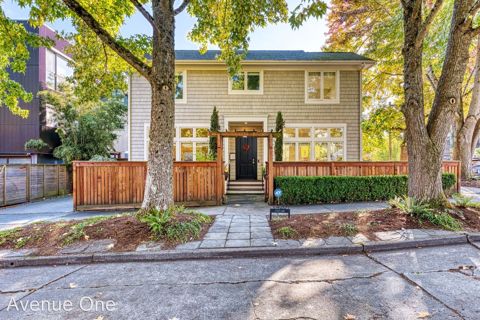4201 E Lee St, Seattle, WA 98112 - House Rental in Seattle, WA ...